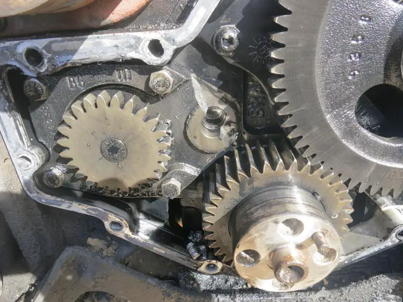 Cummins ISM Oil Pump Location: Complete Guide & Troubleshooting Tips ...