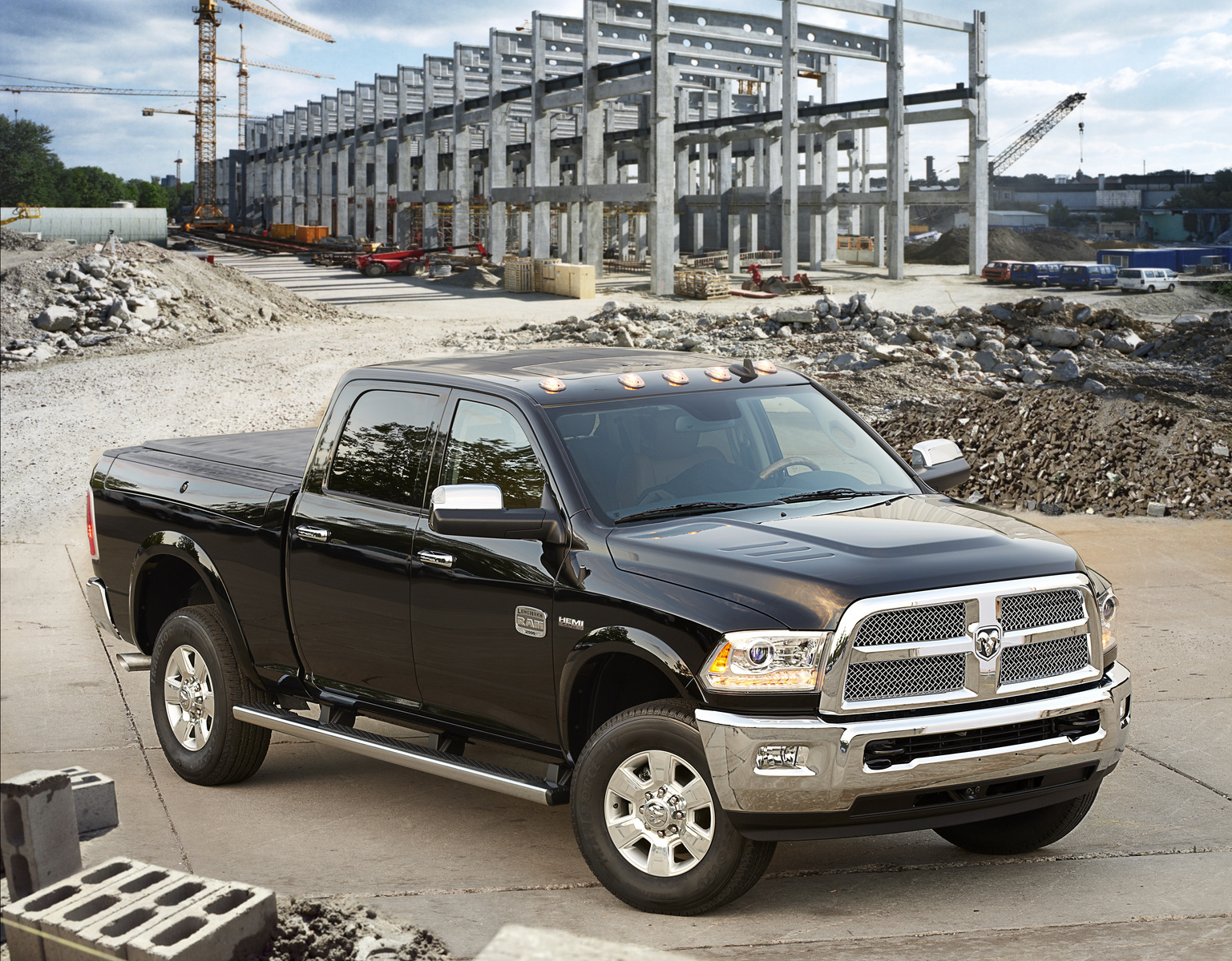 Ram 2500 Towing Capacity Chart [2024-2025] | Max Towing & Payload ...